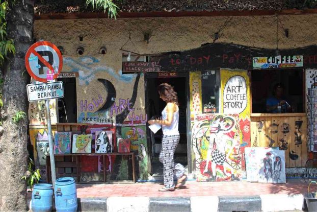 Discovering Street Art in Asia | Expert Abroad