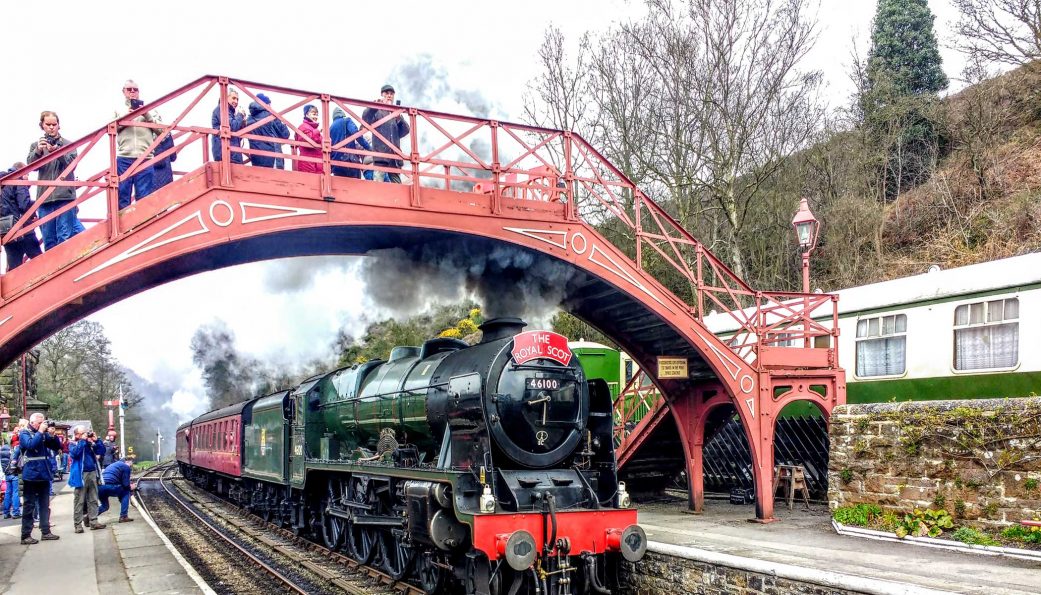 Goathland-Hogsmeade Train | Expert Abroad